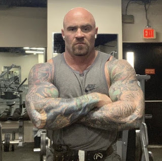 (Caption) Halloween Nightmares VI – Bracken's Corner